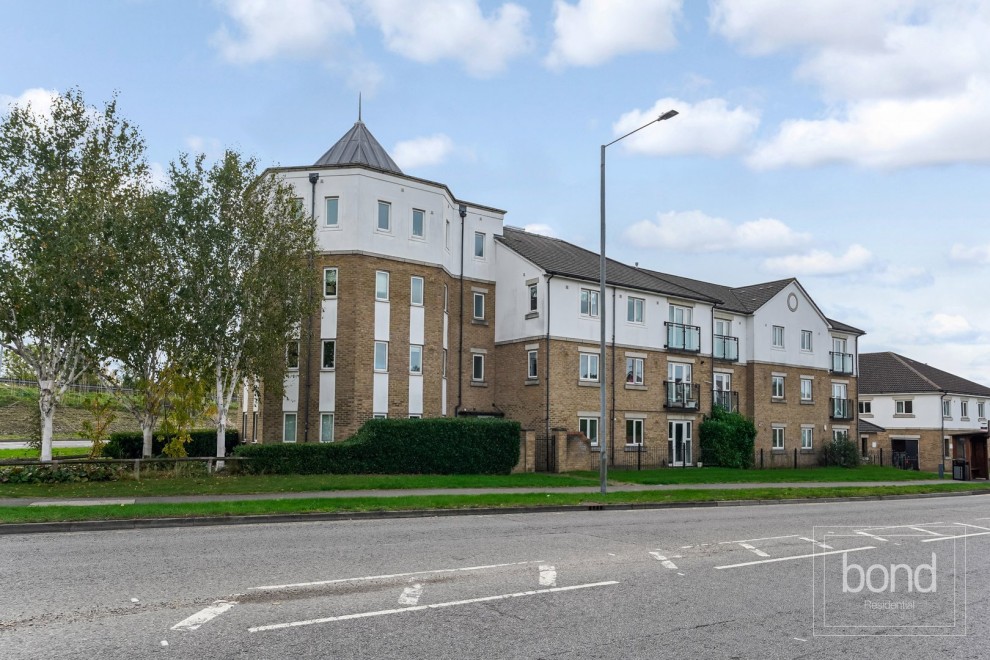 Award winning Estate Agent in Chelmsford and Danbury | Bond Residential